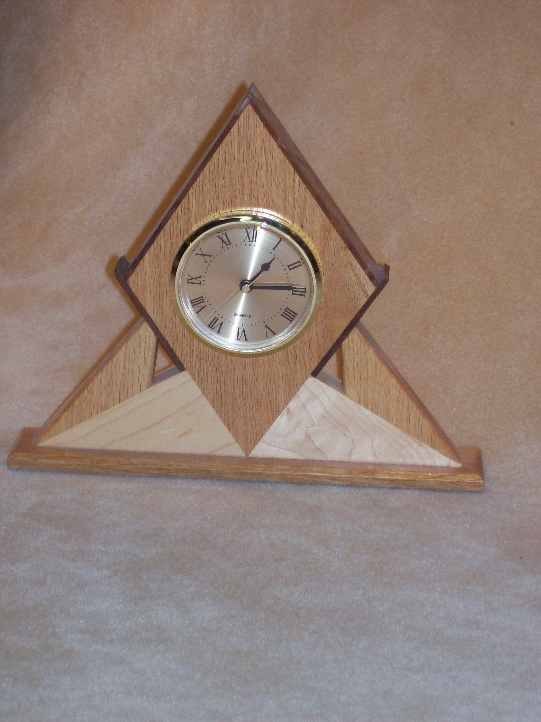 DIAMOND CLOCK - W.S. Woodmasters